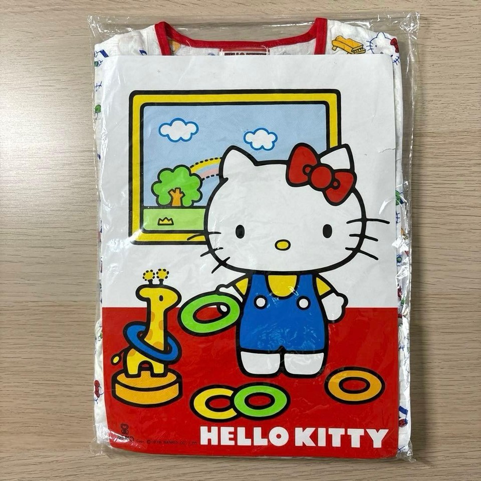 Sanrio Hello Kitty Pajamas for 3Y, Used, Age-Plus Vintage Kei 66p ...