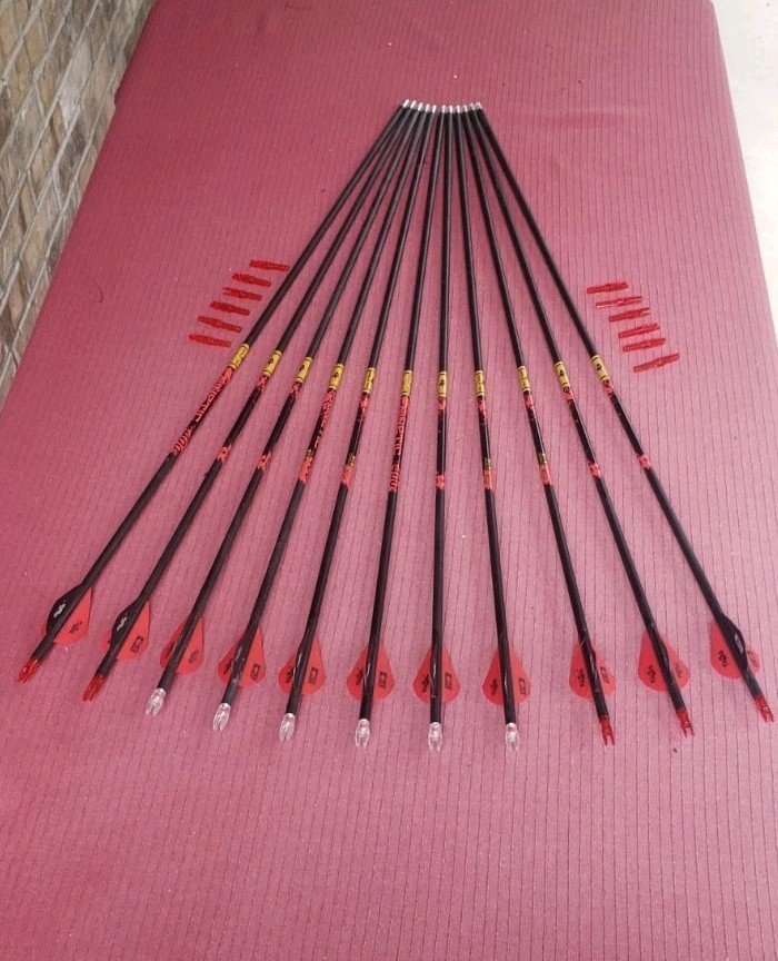 11 Gold Tip Kinetic 400 Arrows Fletched Lighted Nocks Field Points ...