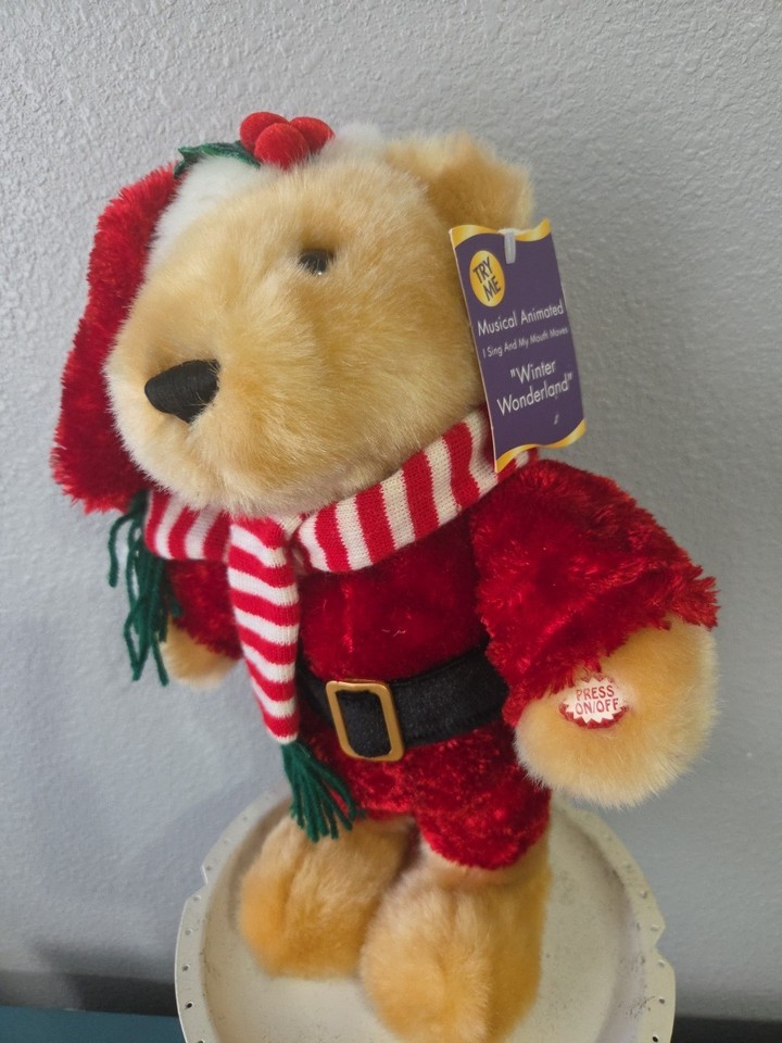 Dan Dee Animated Christmas Bear Singing Plush Sings "Winter Wonderland ...