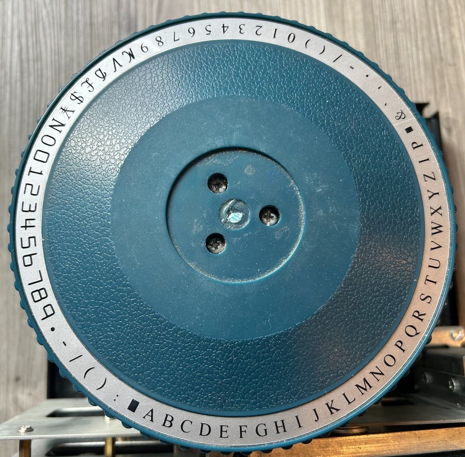 Wonder 72-CHARACTER Manual Embossing Machine for PVC Stamping and ID ...