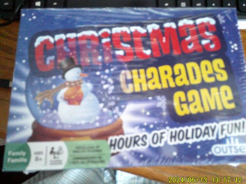 Christmas Charades Game Hours of Holiday Fun (Ages 8+, 4+ Players) NEW ...