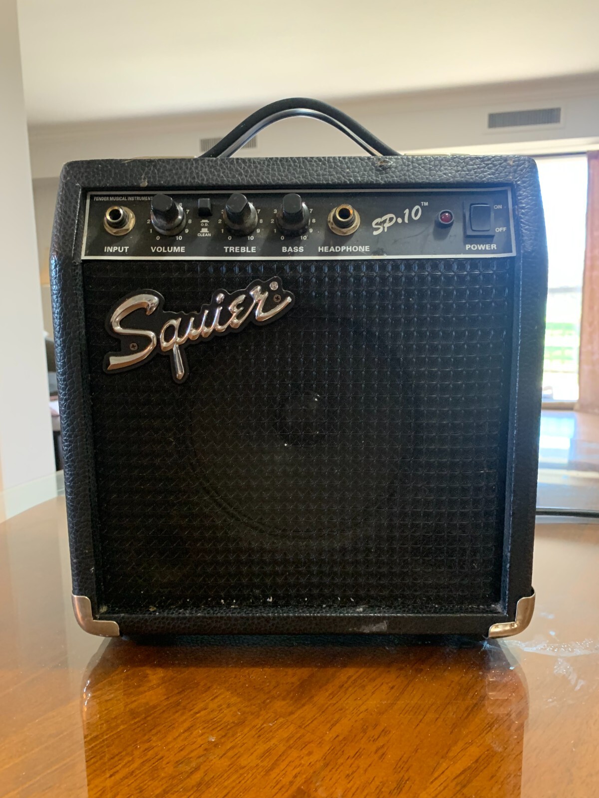 FENDER Squire SP-10 Practice Combo Guitar Amp 22 Watt Music Amplifier ...