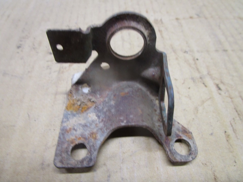 73-87 Chevy GMC Truck OEM Throttle Linkage Bracket v8 | eBay