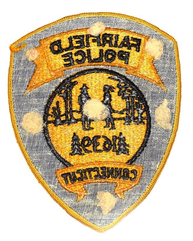 FAIRFIELD CONNECTICUT CT Sheriff Police Patch VINTAGE OLD MESH MOUNT ...