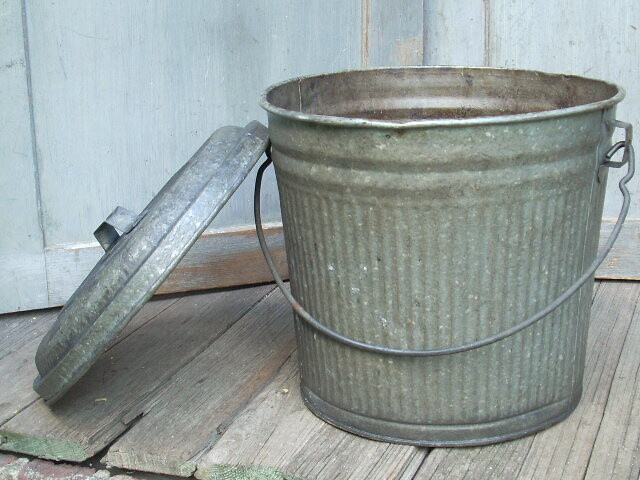 Ash Vintage Tin Cans