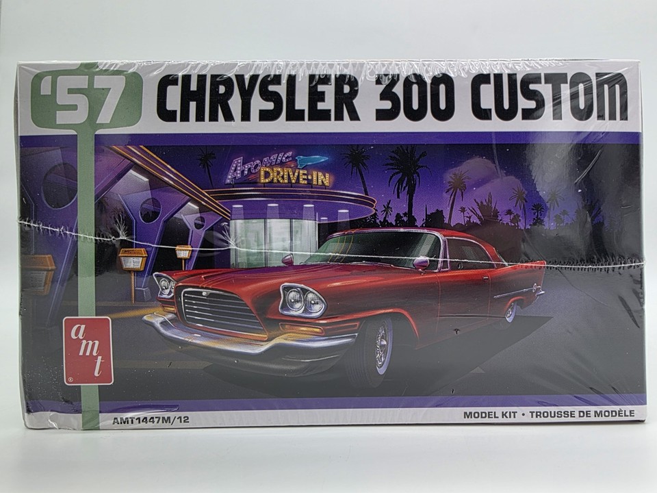 AMT 1:25 Scale 1957 Chrysler 300 Custom Model Kit AMT1447M Factory ...