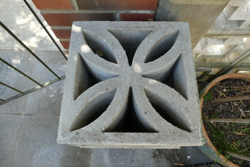 11 New 'old stock' Decorative Leaf Screen Concrete Wall Blocks. | eBay UK