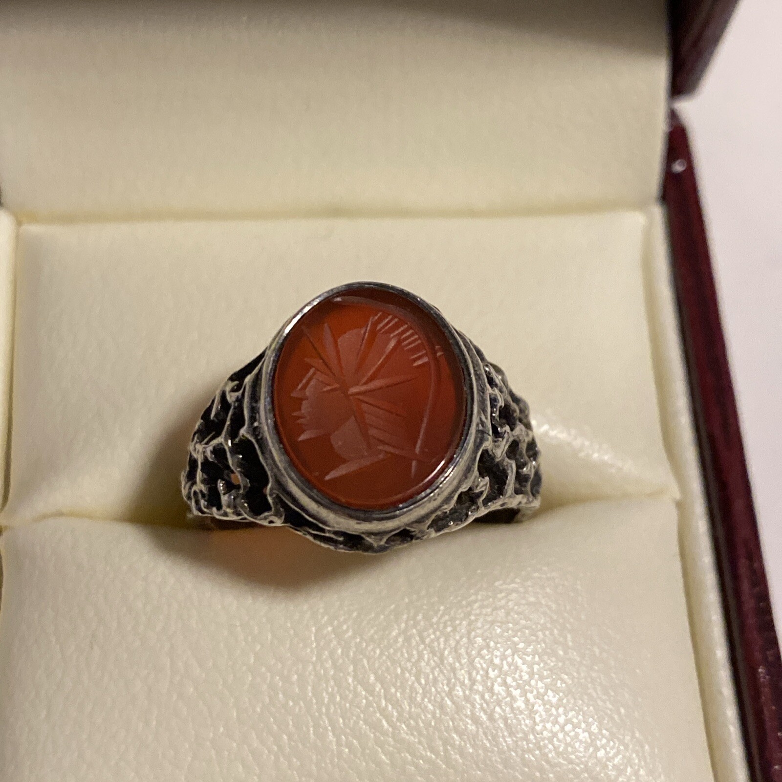Vintage Gents Silver Intaglio Signet Ring - Gem
