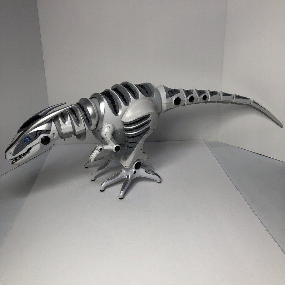 Wow wee Roboraptor Remote Controlled Dinosaur Raptor w/Remote Works ...
