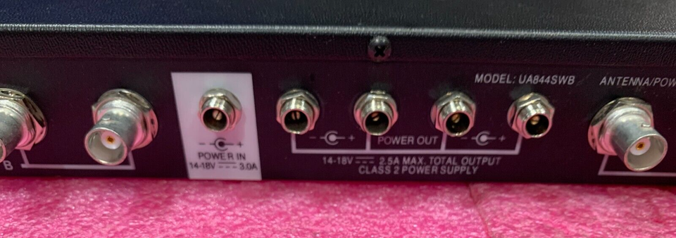 Shure UA844SWB UHF Antenna/Power Distribution Unit 470-952 MHz - No PSU ...