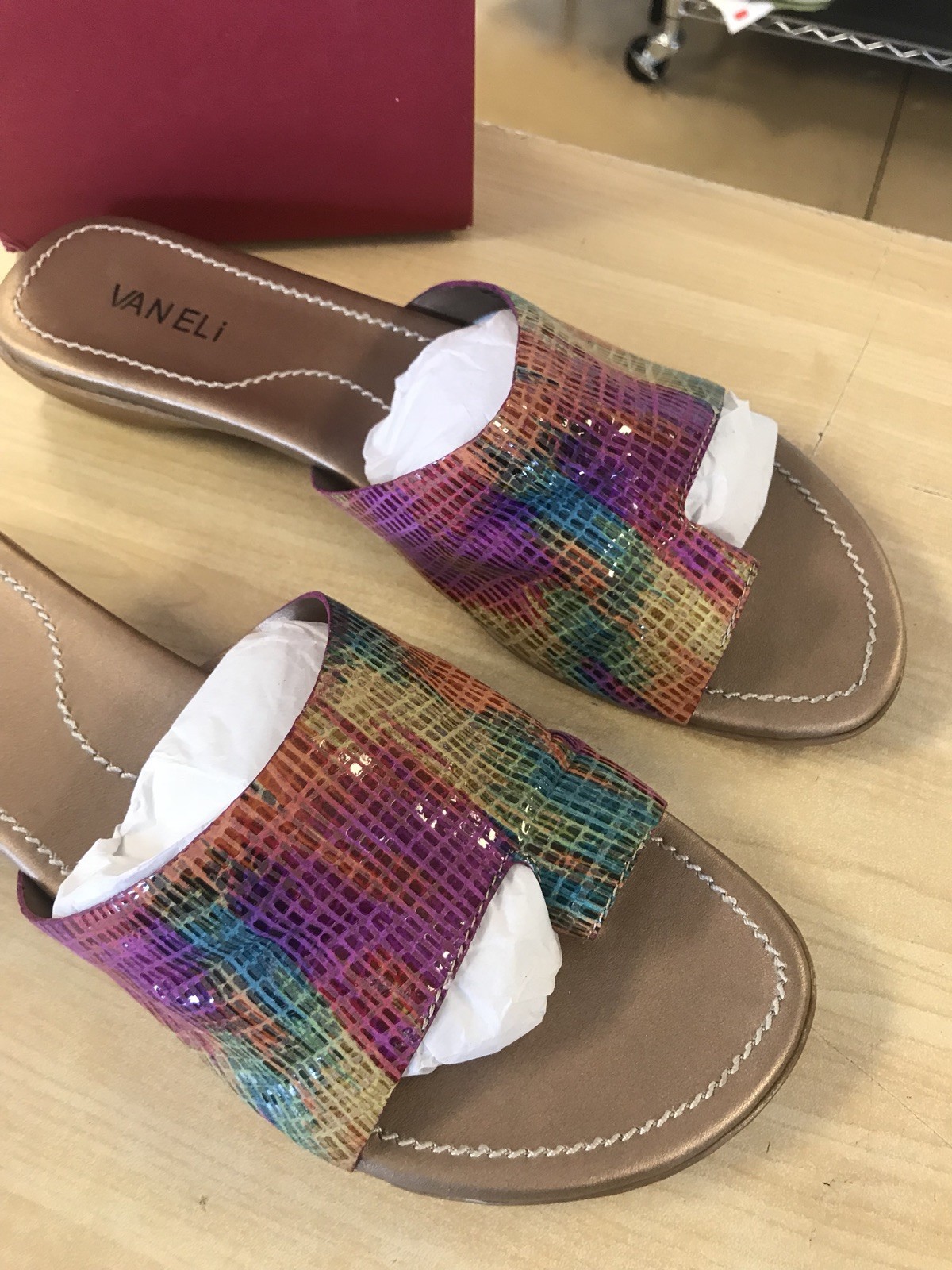 Vaneli Tallis Leather Toe Loop Slides - Fuchsia Blix Size 11 Wide | eBay