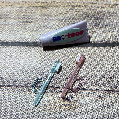 Lol Surprise Omg Tweens Doll Accessories Ivy Winks Toothbrushes ...