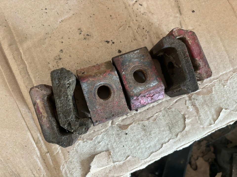 VINTAGE MCCORMICK FARMALL M DIESEL TRACTOR -6 REAR WHEEL CLAMPS ...