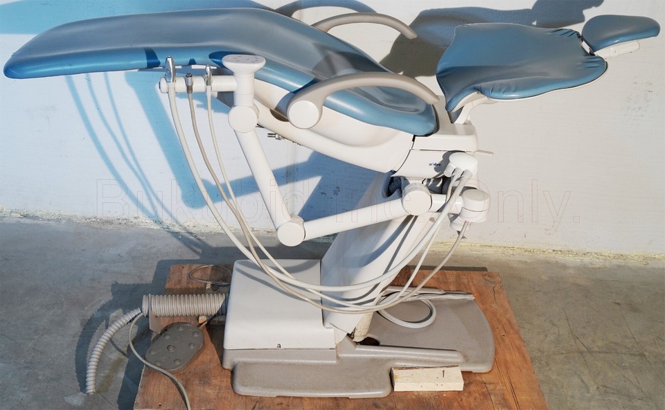 Adec 511 Dental Chair with Assistant vacuum Arm | eBay