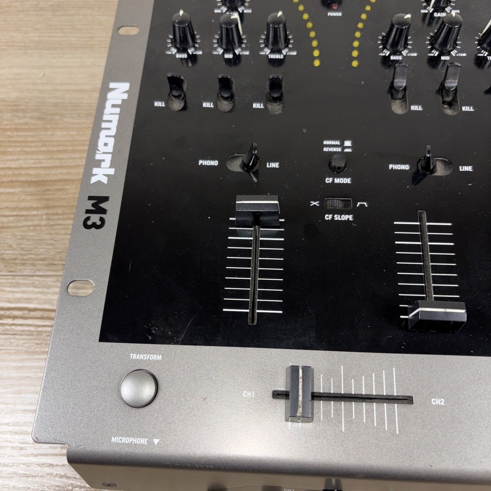Numark M3-2 Channel DJ Mixer Master RCA Mic Input Headphone Input NO ...