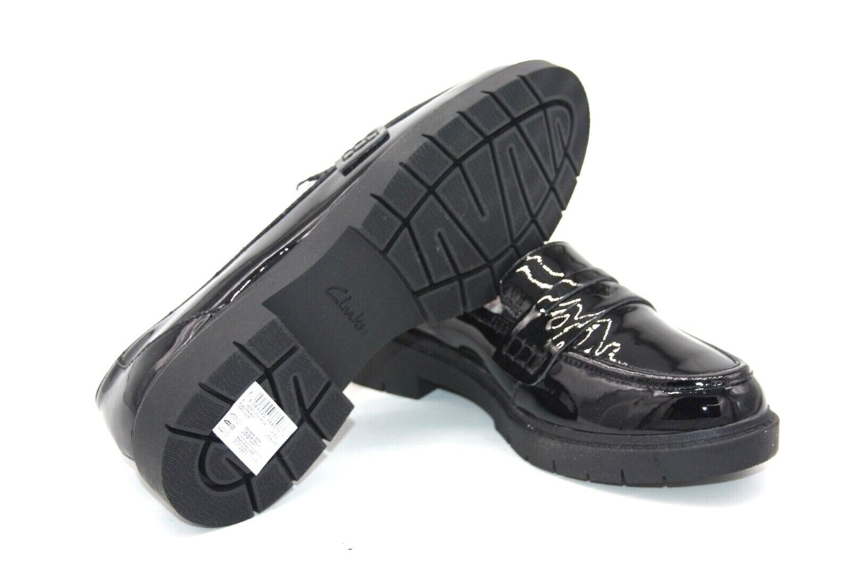 WOMENS PENNY LOAFER CLARKS Westlynn Ayla Round-Toe BLACK PATENT