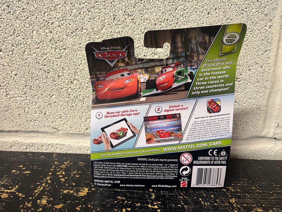 Pixar Cars 2 Rip Clutchgoneski Racer World Grand Prix NEW DAMAGED ...