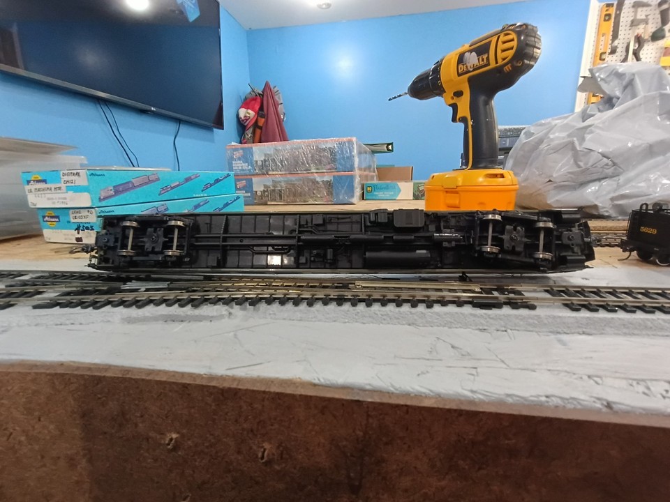 Rapido Grand Trunk Western/GTW Passenger Car KD Couplers HO Scale Car ...