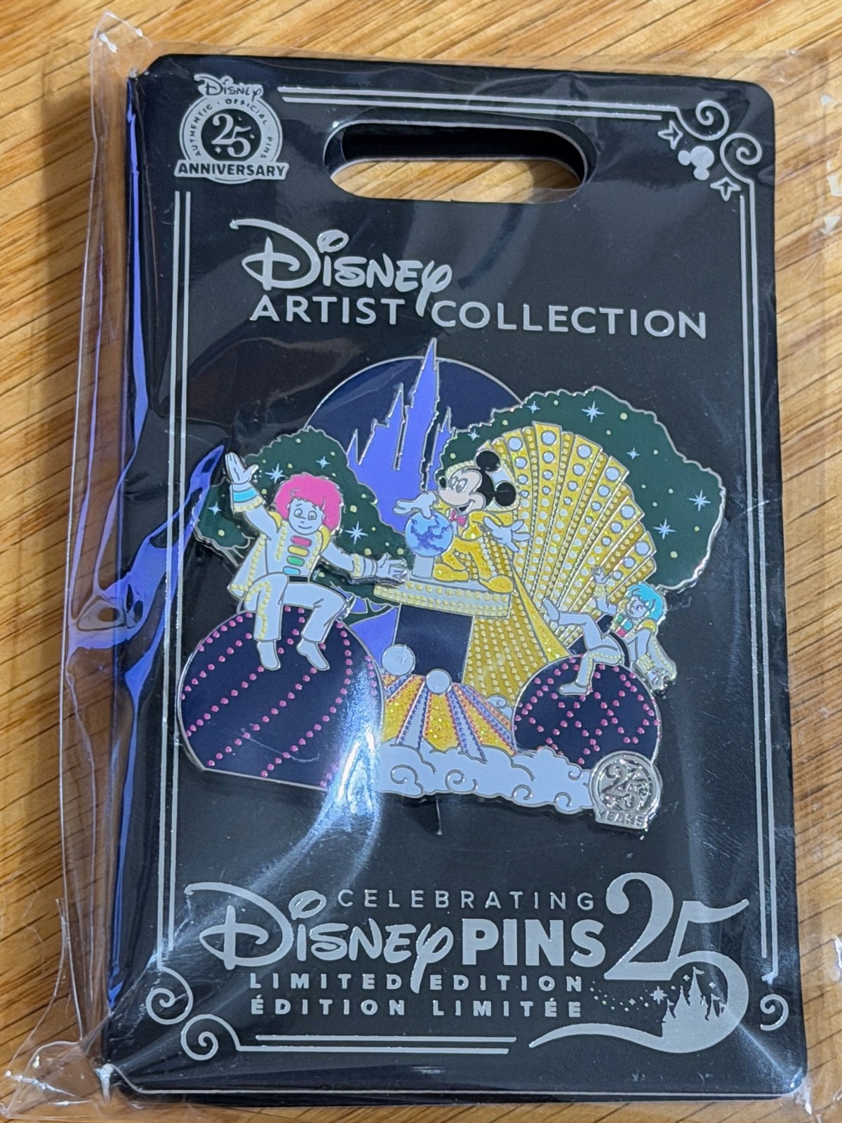 Disney Pins Disney Artist Collection Maria Stuckey Spectromagic Parade ...