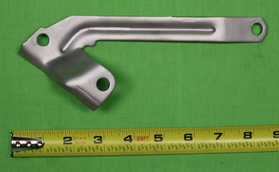 OEM 1960's Chevy General Motors SBC 283 327 350 Alternator Bracket ...