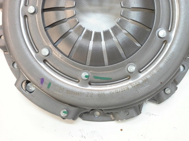 OEM Vauxhall CORSA E 1.4 Engine 2 Part Clutch Kit 55594657 & 55597919 ...