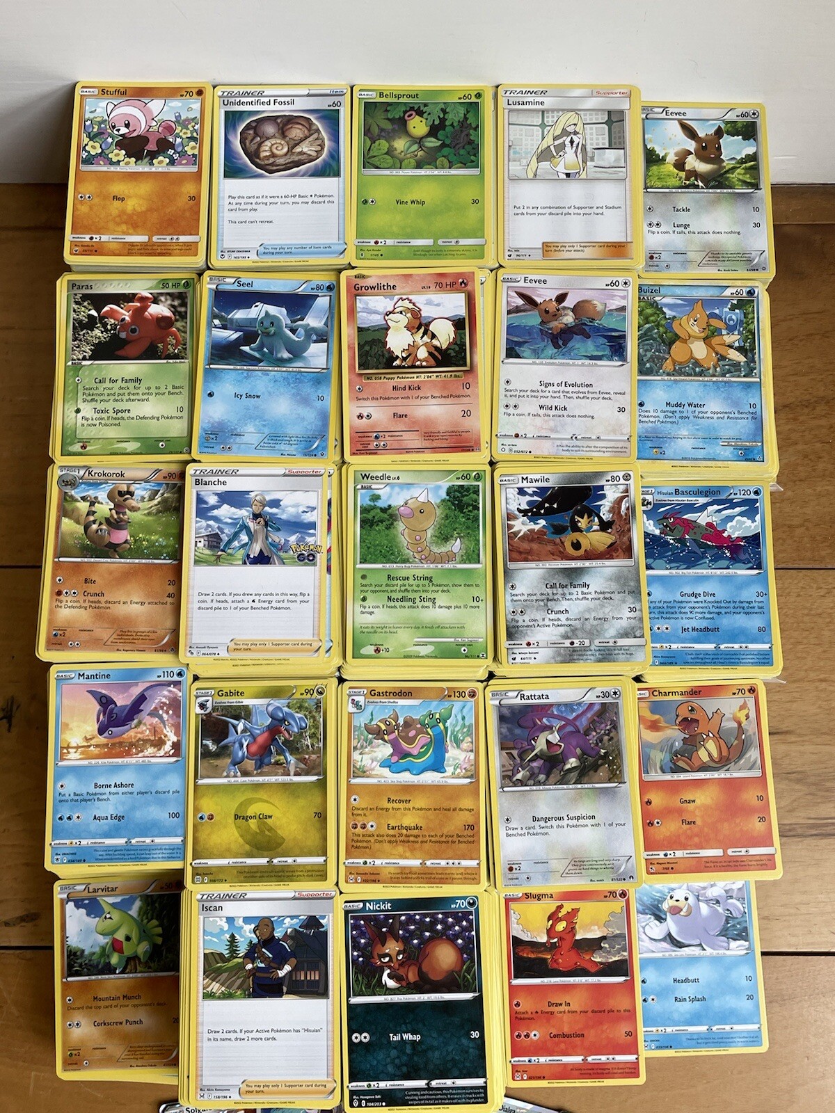 100x Pokemon Card Bundle TCG Rare HoloV Guaranteed 100% Genuine Pokémon ...