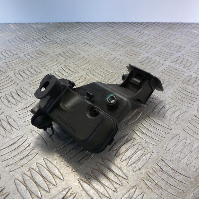 2017 Ford Kuga 2.0 TDCi Diesel Vacuum Container 9805069780 for sale ...