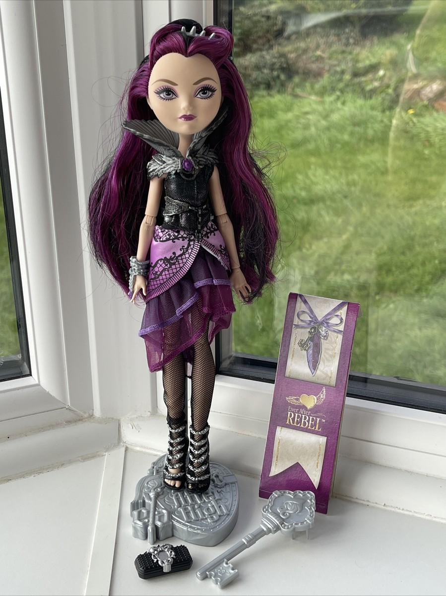 Raven Queen Ever After High Wallpaper