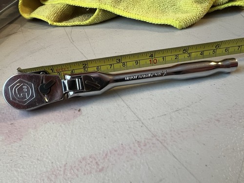 Matco Tools AFR68LF 1/4” Drive 88 Tooth Locking Flex Head Ratchet, 6-1/ ...