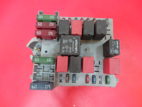 Boîte à fusibles FIAT STILO (192 ) 1.9 JTD XF1A) 144250 | eBay