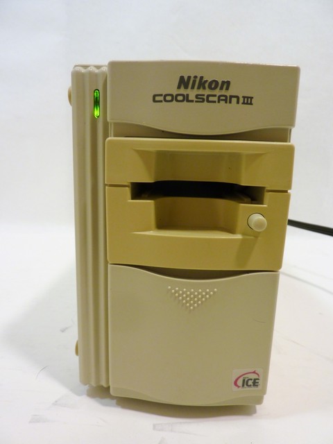 Nikon Coolscan III Ls-30 35mm Film Scanner With Ma-20 Slide Mount ...