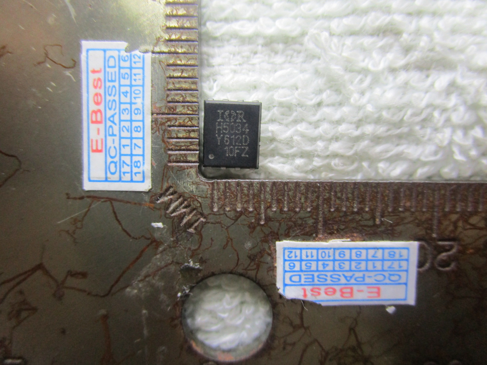 2pcs IRLH5034 IRLH5034T IRLH5034TR HS034 H5O34 H5034 IRLH5034TRPBF ...