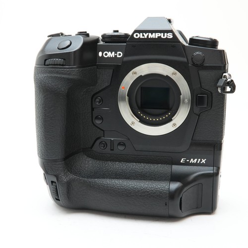 OLYMPUS OM-D E-M1X Body shutter count 11740 shots 4545350052621 | eBay