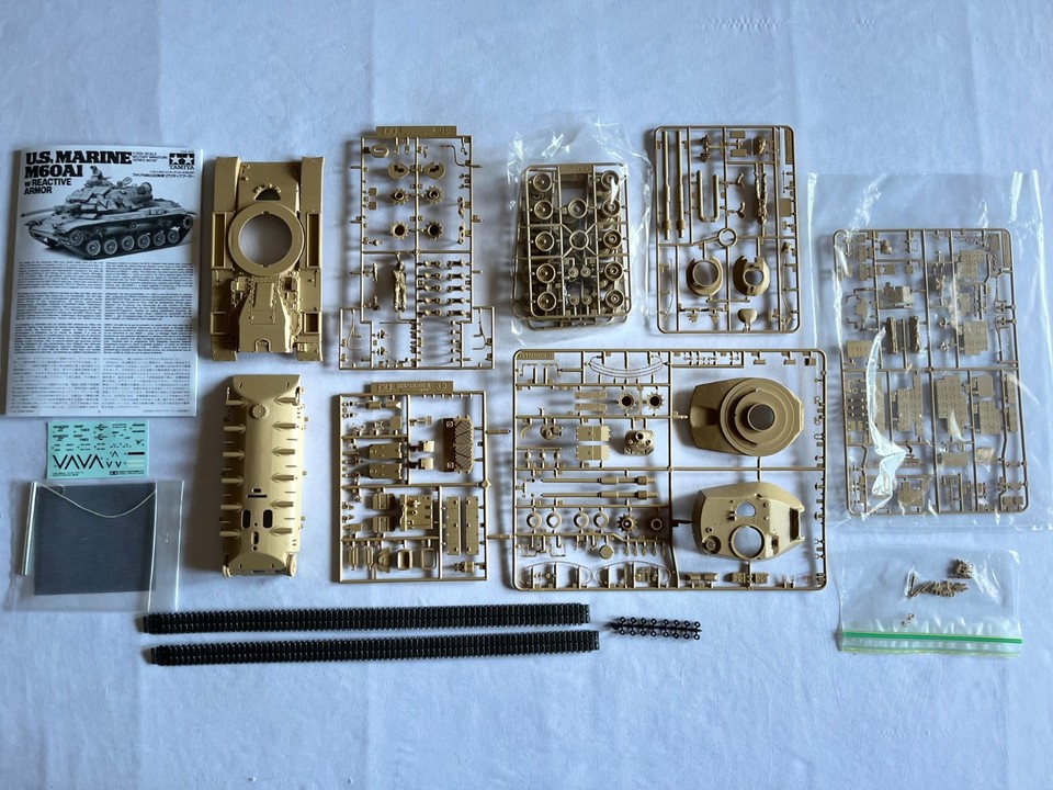 Tamiya US Marine M60A1 w/ Reactive Armor #35157 1/35 Scale Model Kit ...