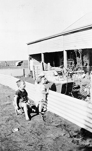 Two small children by mouse proof fence Manangatang Victoria 1932 OLD ...
