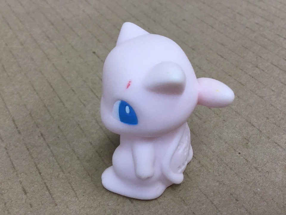 2005 Pokemon Finger Puppet Winking Mew Figure Catch Them All Nintendo ...