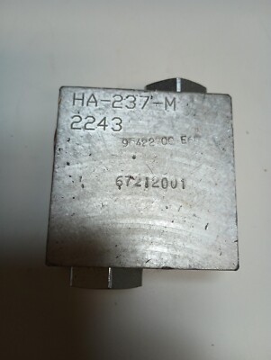 Hydraforce Valve Block w/Check Valves CV10-20 70 & CV10-20 05 | eBay