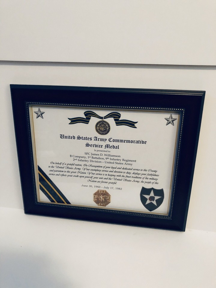 Military Commemorative / U.S. Army Commemorative Service Medal ...