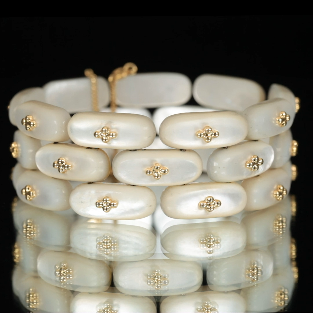 18k Yellow Gold and Mother-of-Pearl Link Bracelet Signed Angela ...