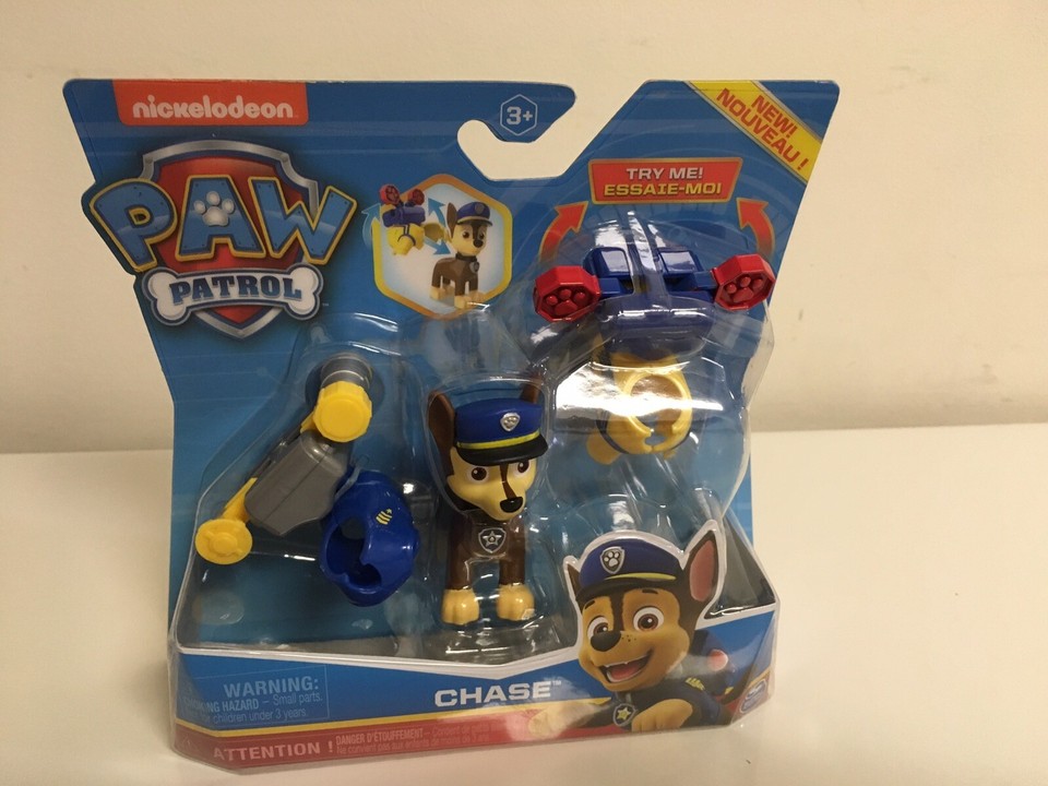 Paw Patrol Action Pack - Dress up Chase Figure [2 Clip on Backpacks ...
