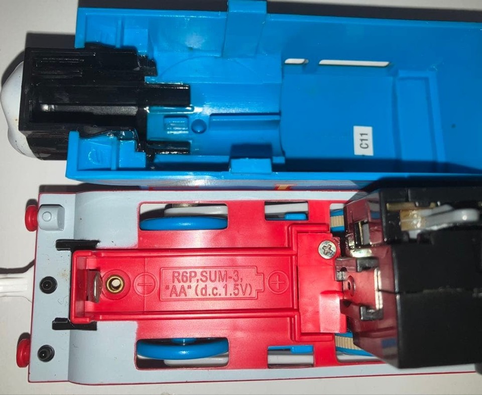 Rare Back&Go Thomas Plarail Motorized Forward/Reverse Annie Clarabel ...