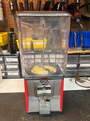 Classic Vein / Red Folz A&A Northwestern Vending Machine Gumball Candy ...