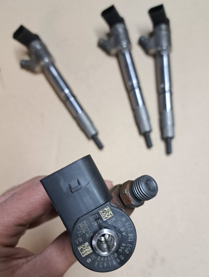 Orignal X4 Set Injektor Spritzdüse Audi VW 0445110958 059130278M 20Tkm ...