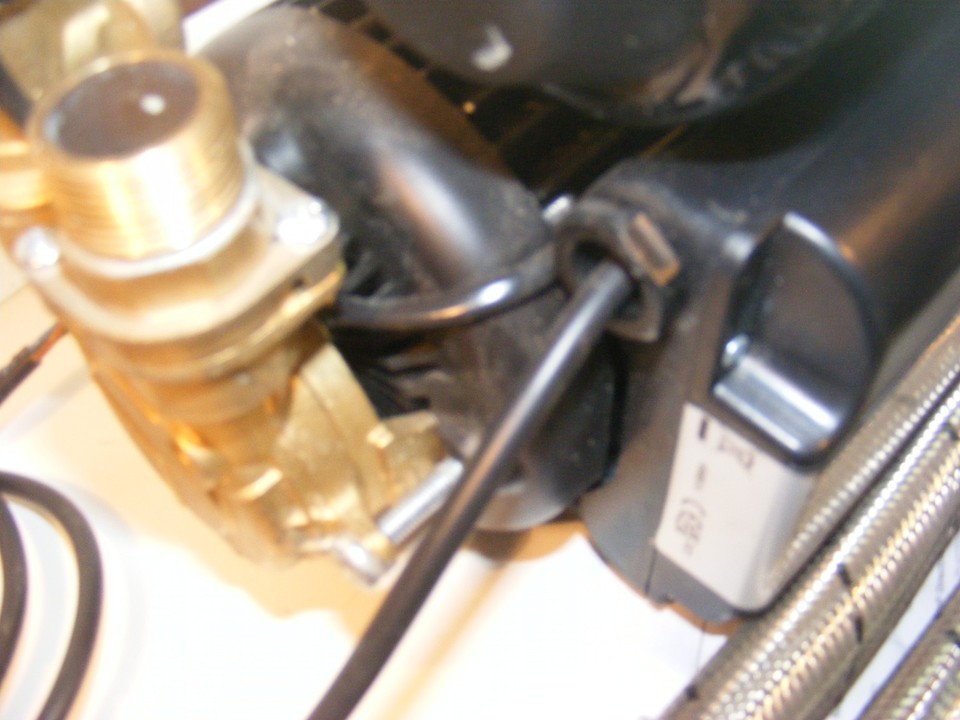 Stuart Turner Monsoon 2 Bar Twin Impeller Universal Head Shower Pump ...