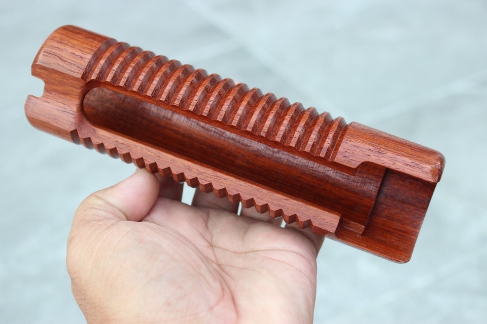 FOREARM & STOCKS GRIPS MOSSBERG 590 SHOCKWAVE 12 GA. PADAUK WOOD ...