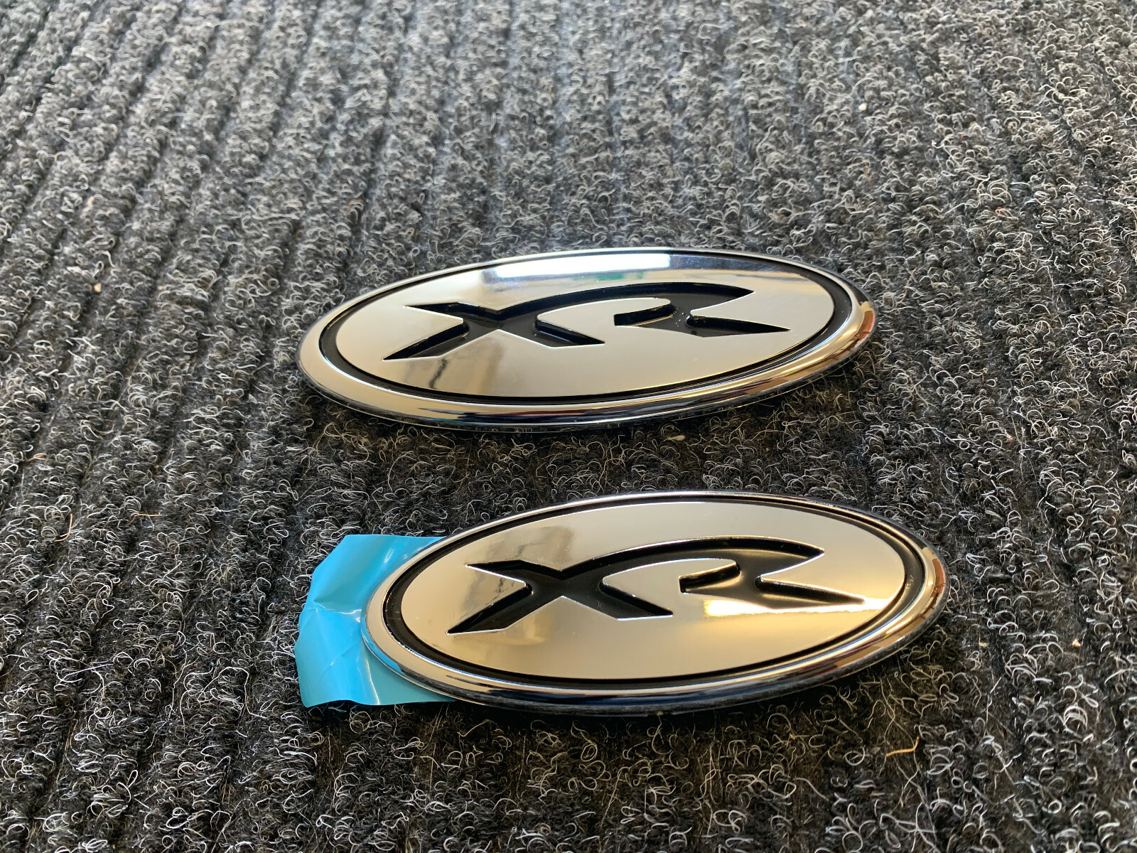 XR FRONT GRILL & REAR BOOT BADGE SUIT BA/BF SERIES FORD FALCON/XR6/XR8 ...