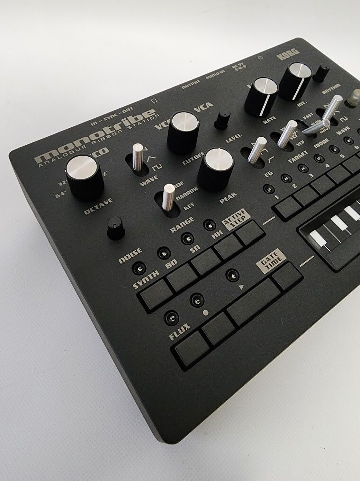 KORG monotribe Analog Synthesizer Compact Sequencer In Working Black | eBay