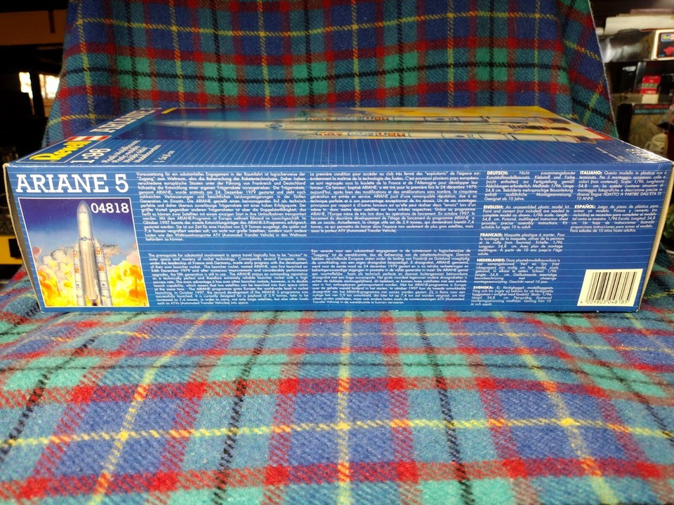 VINTAGE NEW 1998 REVELL ARAINE 5 ROCKET MODEL KIT BOOSTERS 1/96 SCALE ...