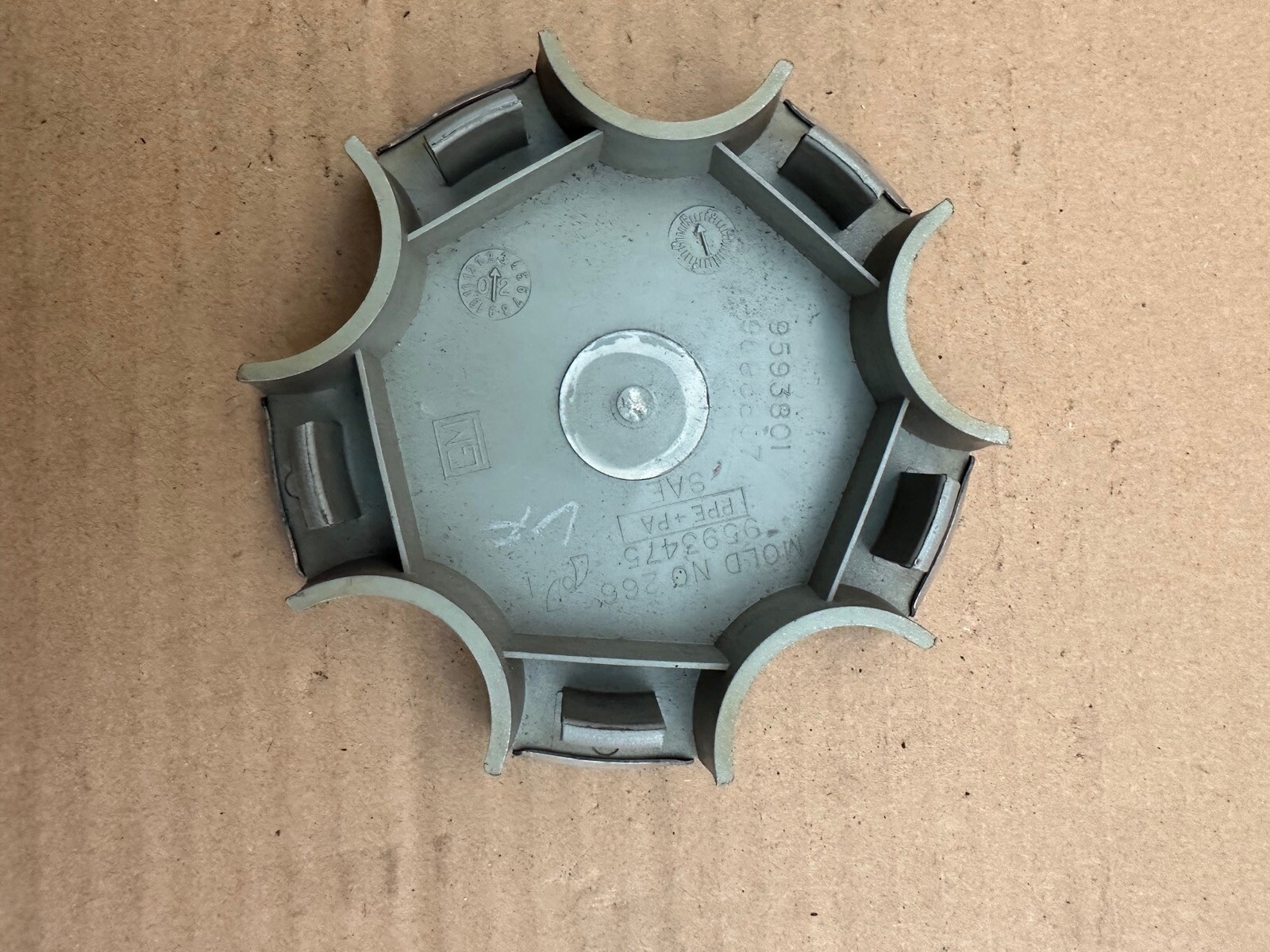 C5 Corvette Commemorative 24 Hours Lemans Wheel Center Cap Set of 4 ...