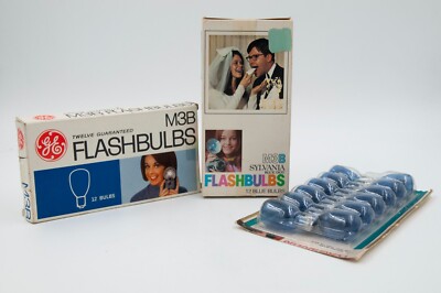 M3 Style Blue Flashbulbs Box or Pack of Twelve Bulbs | eBay